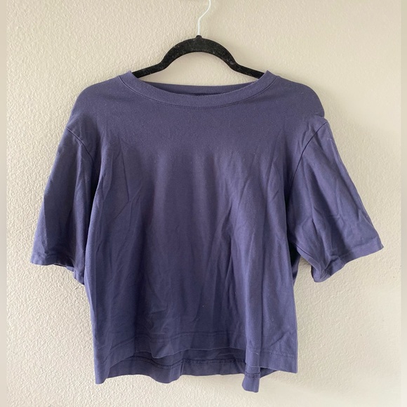 all in motion | Tops | Hi Everyone This Shirt Is Perfect For Exercise ...